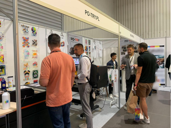 PO-TRY Garment Printing and Advertising Packaging Solutions at Printing ...